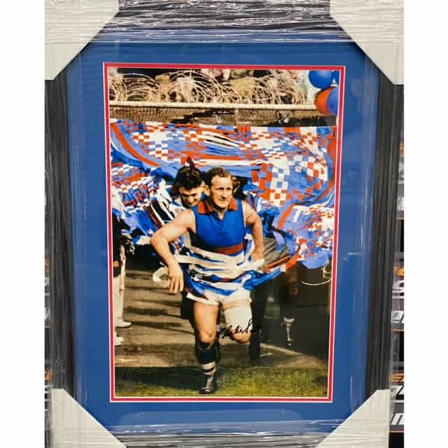 Charlie Sutton Signed 54 Premiers Photo - Authentic Autographs & Events ...